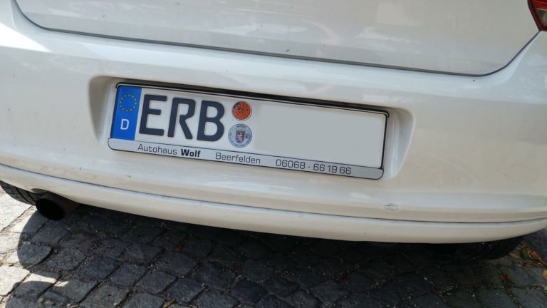 WI // Wofür steht das Kennzeichen WI? - Autokennzeichen Info